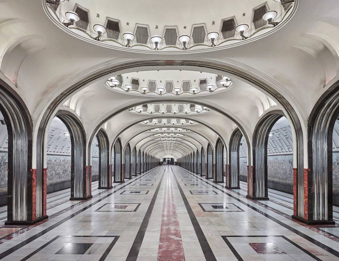 Mimarisi ile Dikkat Çeken Muhteşem Moskova Metro Durakları